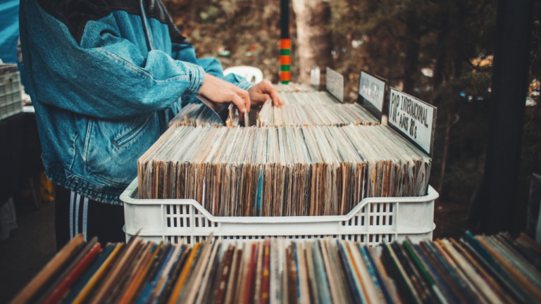 Organizing Your Vinyl Record Collection: Expert Tips - Vinylitic