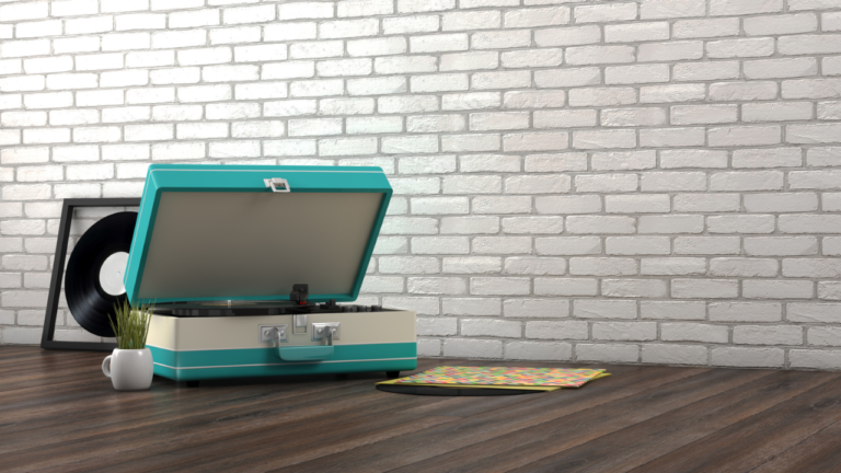 Vinyl Care on the Go: Essential Travel Tips for Enthusiasts - Vinylitic