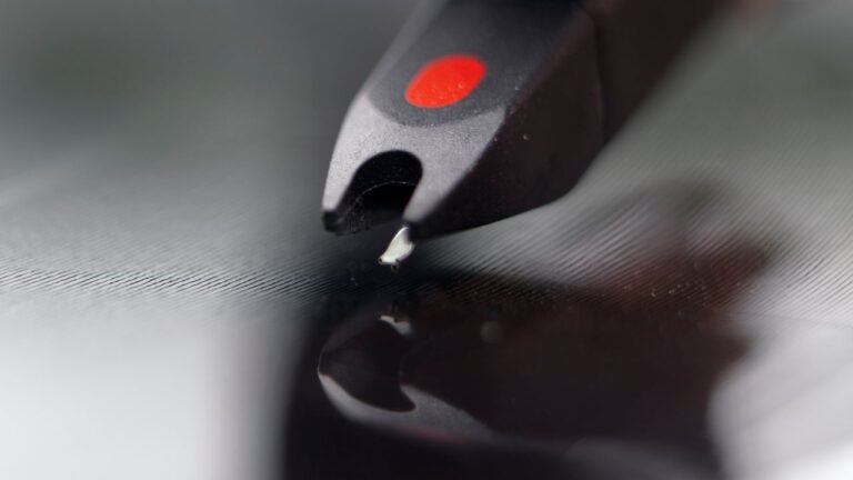 Stylus Alignment for Turntable Performance and Record Longevity - Vinylitic